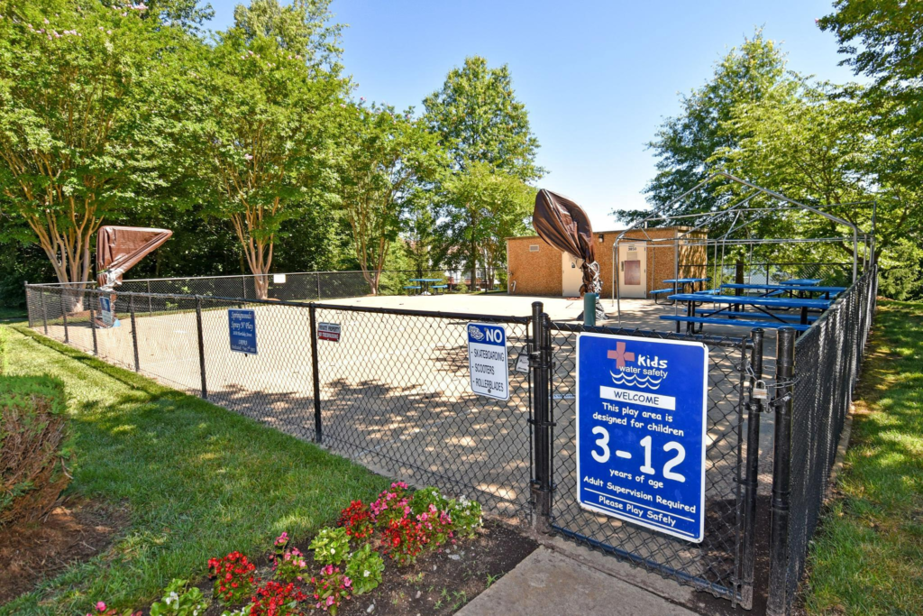 Lake Ridge VA a great community to call Home - Claudia S. Nelson Realtor®